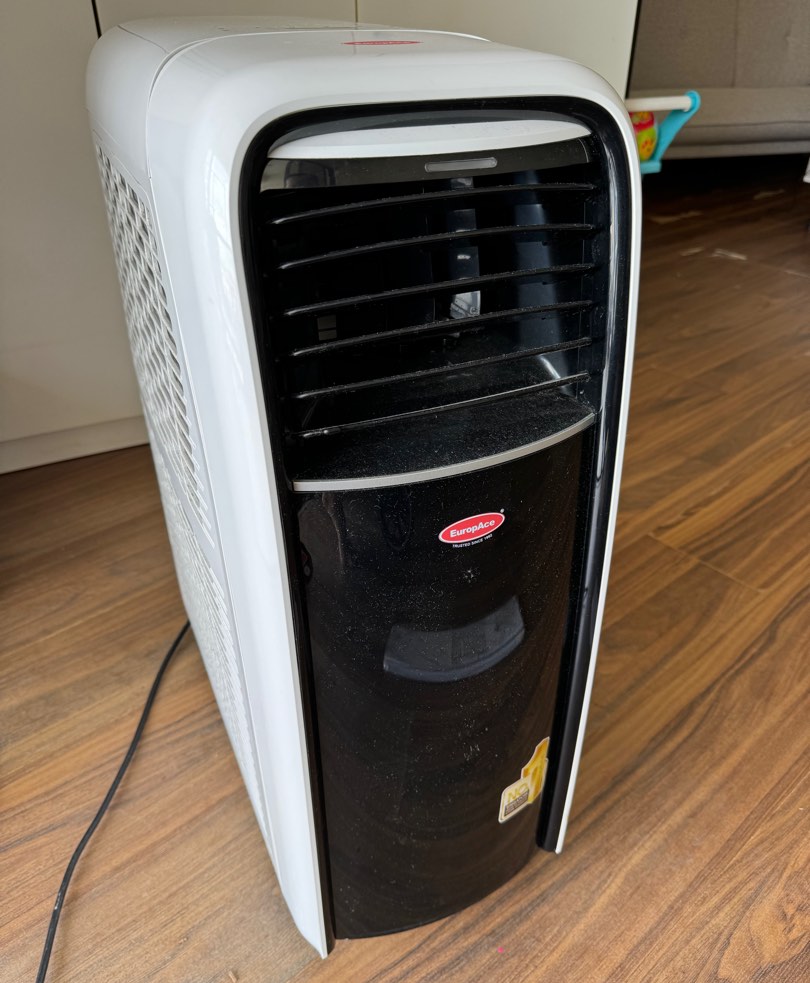 EuropAce Portable Aircon 12,000BTU, TV & Home Appliances, Portable Air ...