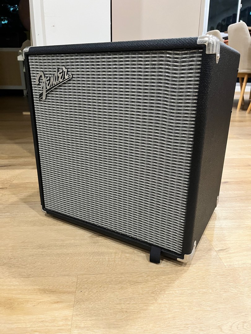 Fender Rumble 40 v3 Bass Amp, Hobbies & Toys, Music & Media, Musical ...
