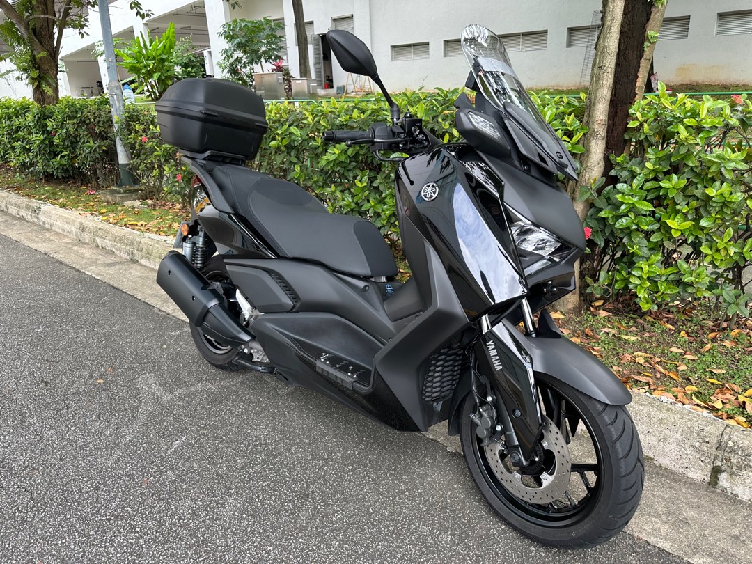 Great Saving !!! 6 Months Old Yamaha Xmax 300 V2 With Very Low Mileage ...