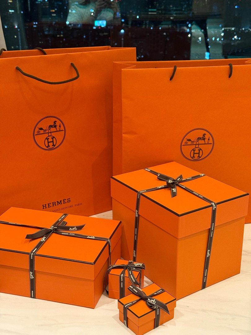 Hermes Mini Lindy Blue Glacier, Women's Fashion, Bags & Wallets, Cross ...