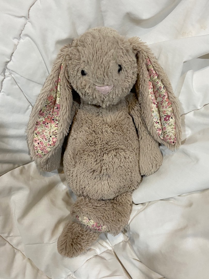 Jellycat Bashful Bunny Medium Beige Flower, Toys & Collectibles, Mainan ...