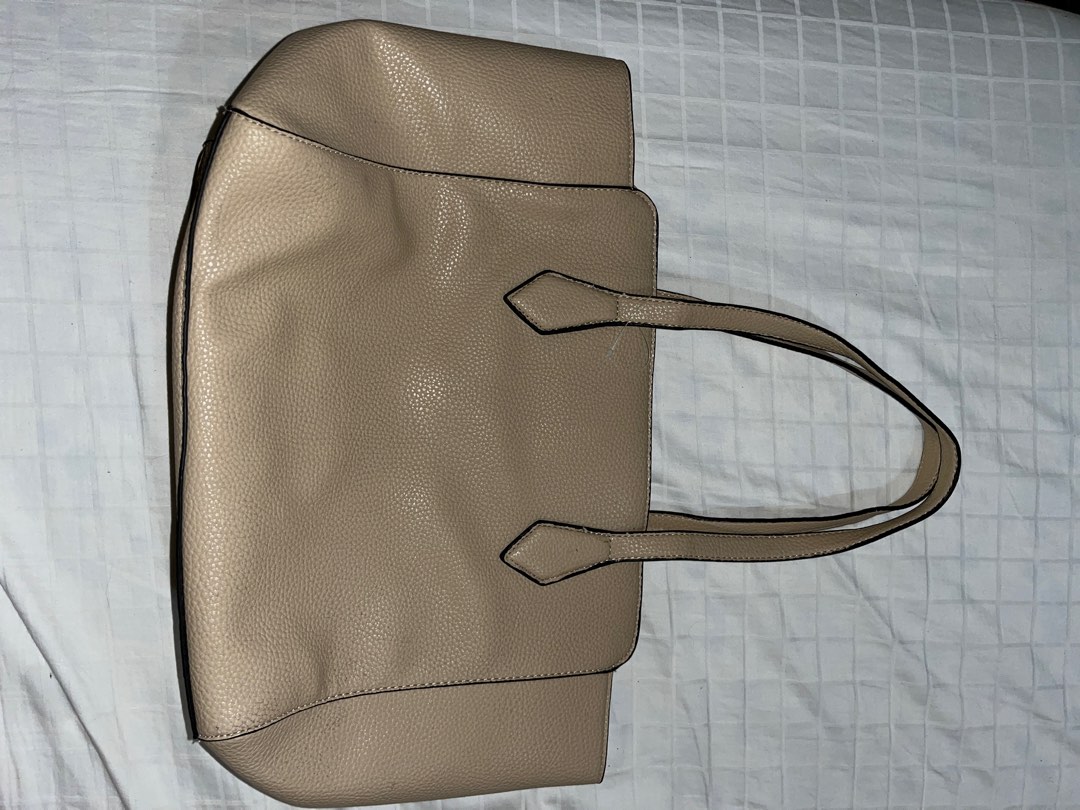 Mango Laptop Bag (Polene Dupe), Women's Fashion, Bags & Wallets, Tote ...