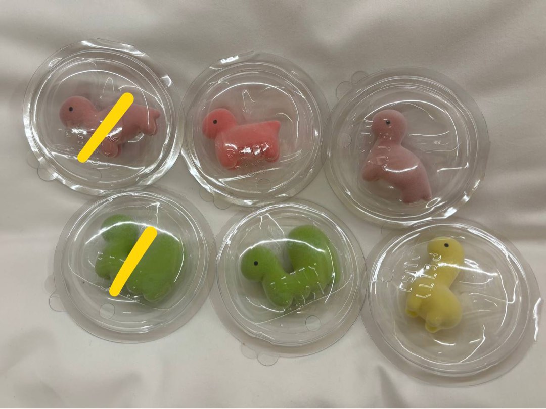 MINISO EXCLUSIVE PETTY DUST DINOSAUR, Hobbies & Toys, Toys & Games on ...