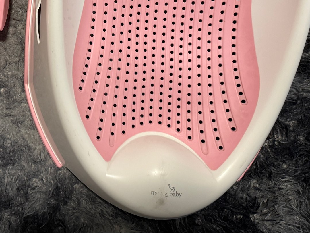 Mom & Baby bath tub, Babies & Kids, Bathing & Changing, Bathtub & Bath ...