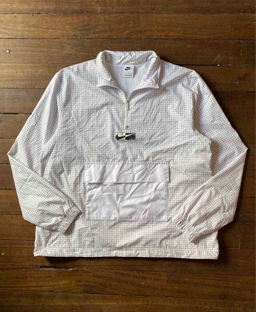 Nike Sportswear Woven Checker Windbreaker, Men's Fashion, Activewear on ...