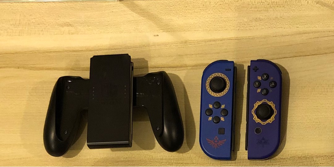 Nintendo joy con fake +Nintendo put joy con real, Video Gaming, Video ...