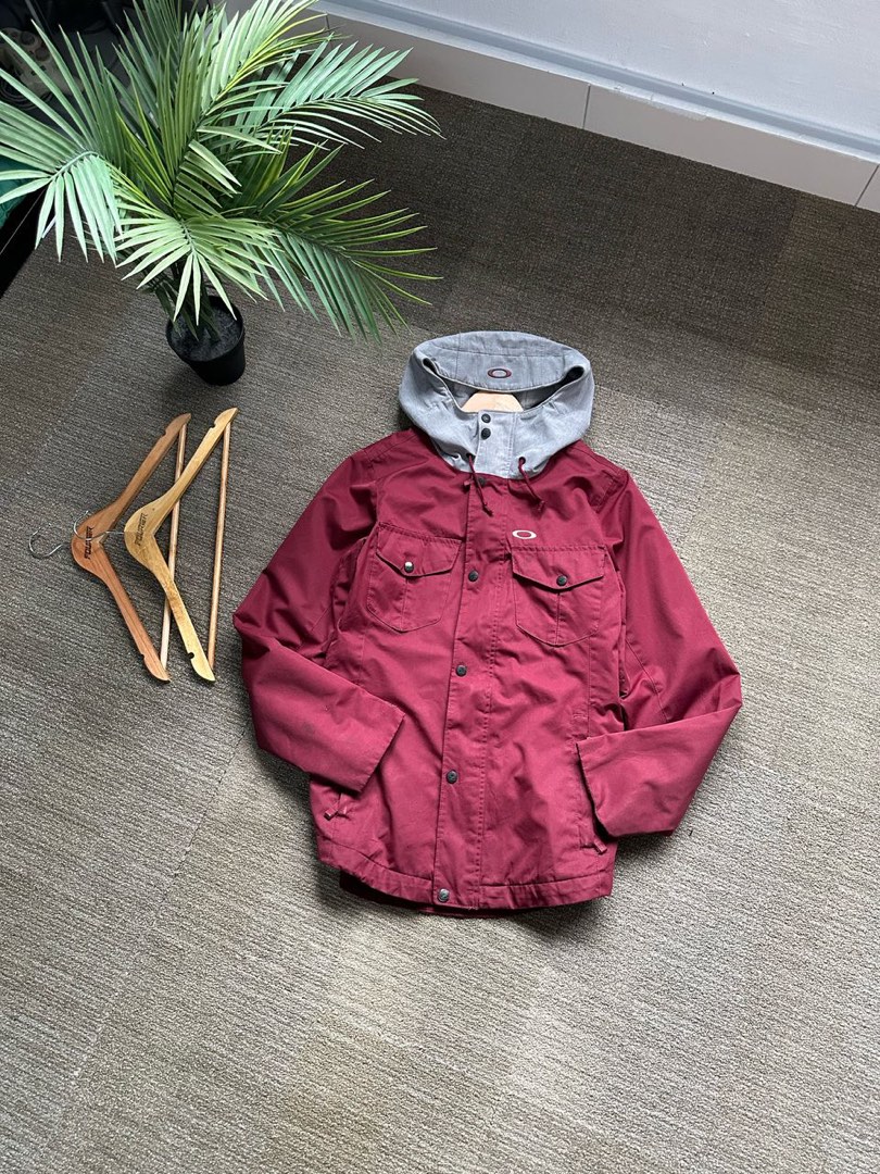 OAKLEY GORPCORE JACKET, Men's Fashion, Coats, Jackets and Outerwear on ...