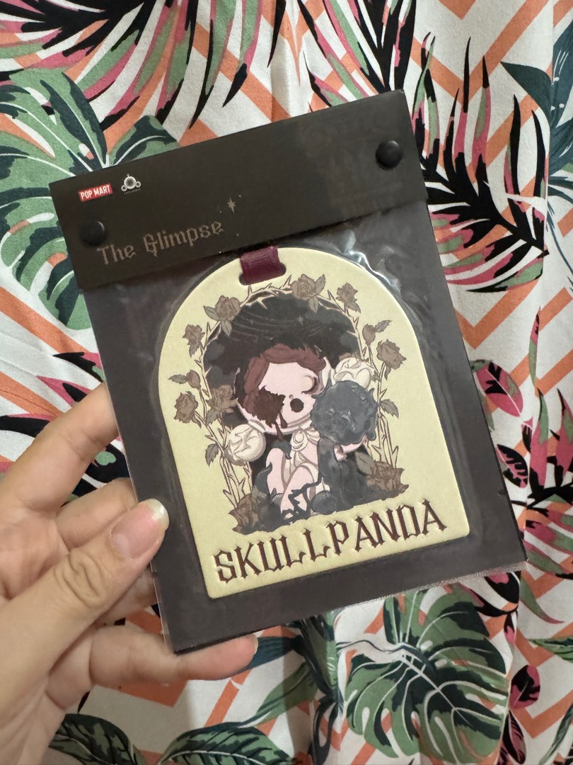 POPMART SKULLPANDA THE GLIMPSE DECORATIVE CARD, Hobbies & Toys ...
