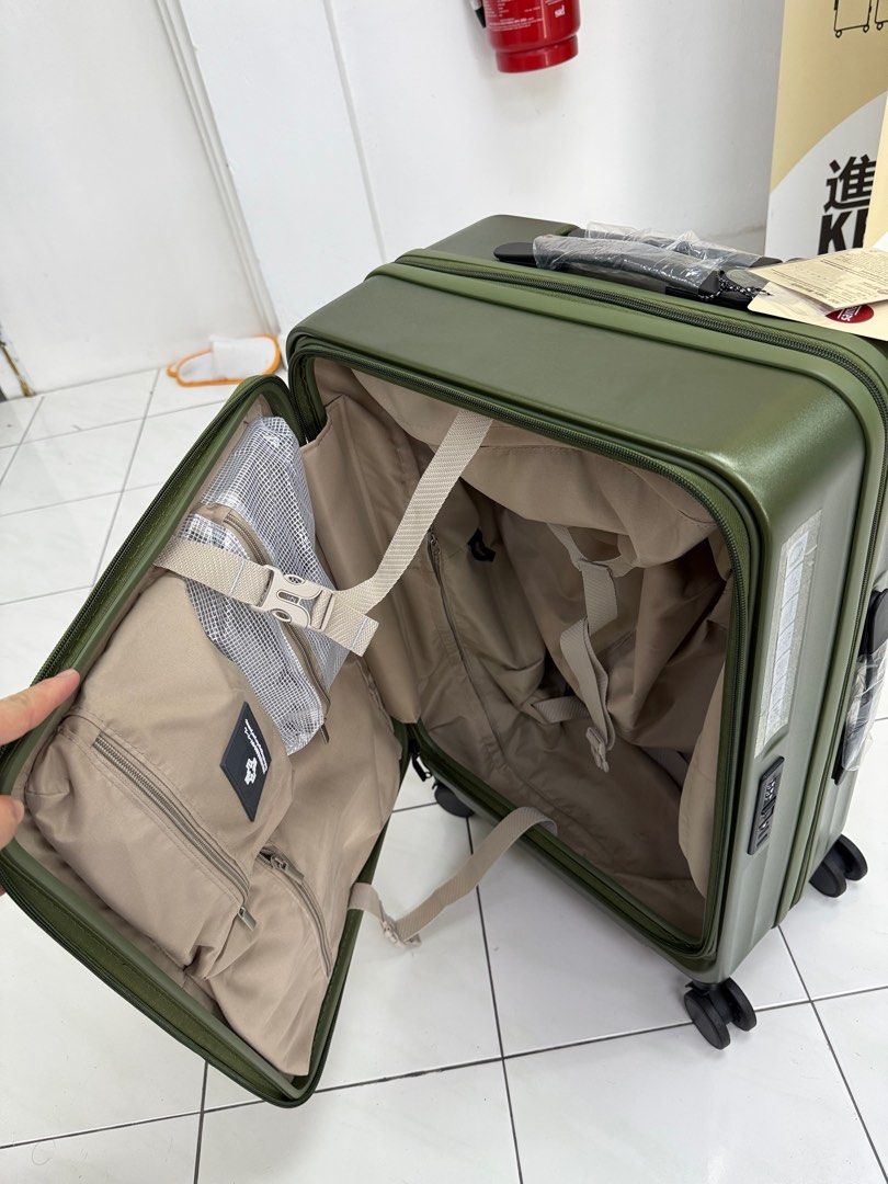 SAMEL 24inch PC Front Open Luggage Unbreakable Green, Hobbies & Toys, Travel, Luggages on Carousell