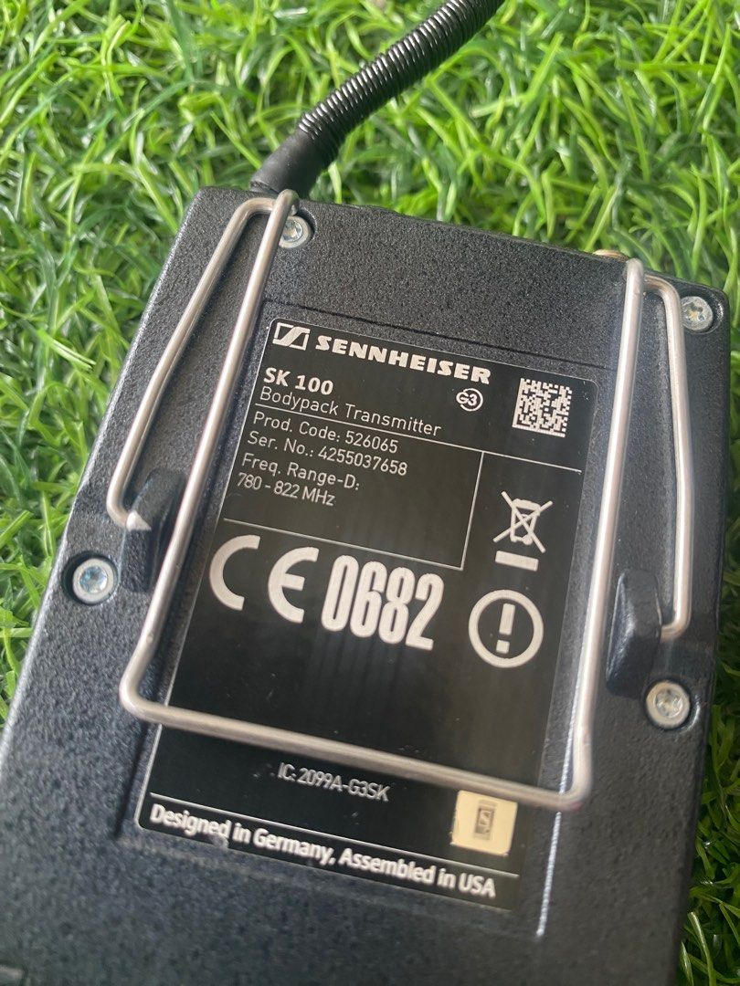 Sennheiser G3 Wireless Microphone, Photography, Video Cameras on Carousell