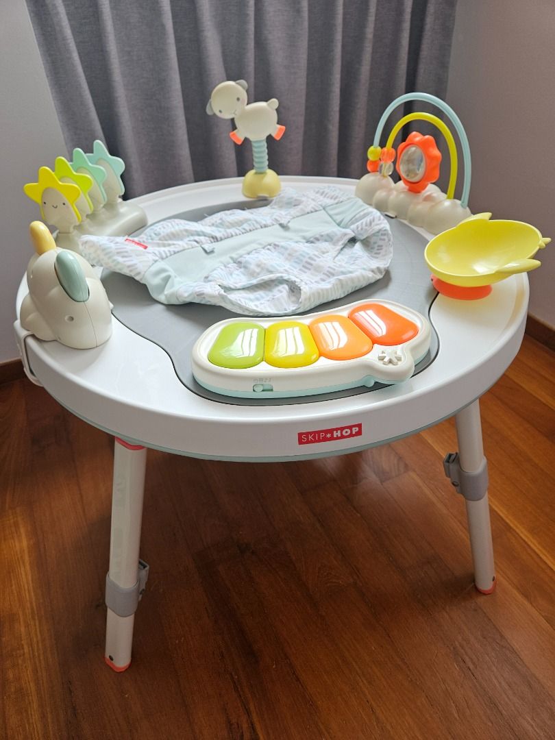 Skip Hop Silver Lining 3-Stage Activity Center & 2 Kids Safety Gate ...