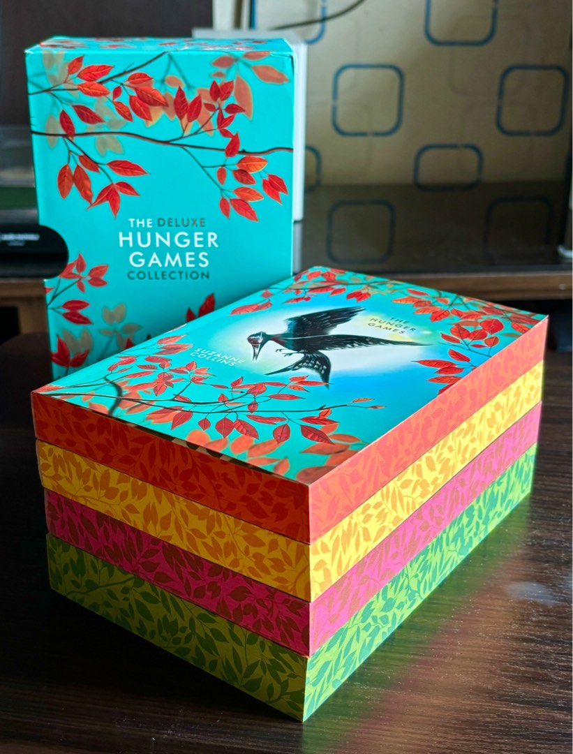 The Hunger Games Box Set Deluxe Edition with Stenciled Edges [Brand New ...