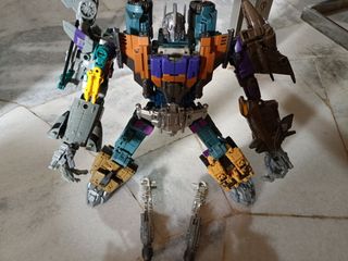Transformers Combiner Wars Hot Spot custom repaint G1 IDW Pyro, Hobbies ...