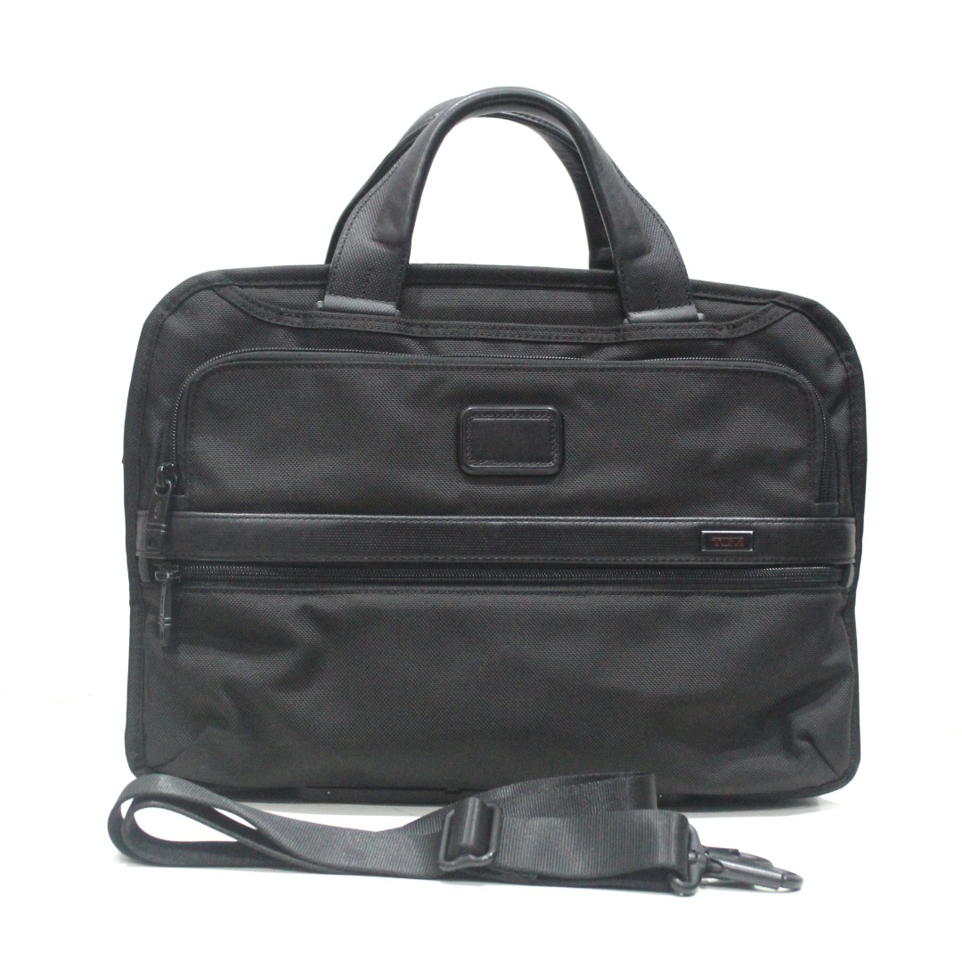 Tumi Alpha 2 Triple Compartment Brief / 15" laptop bag / pilot flight ...
