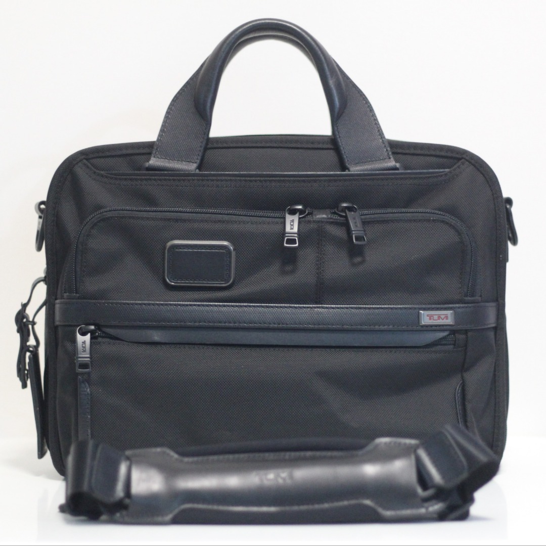 Tumi Alpha 3 Small Screen Expandable Laptop Brief / 13" laptop bag ...