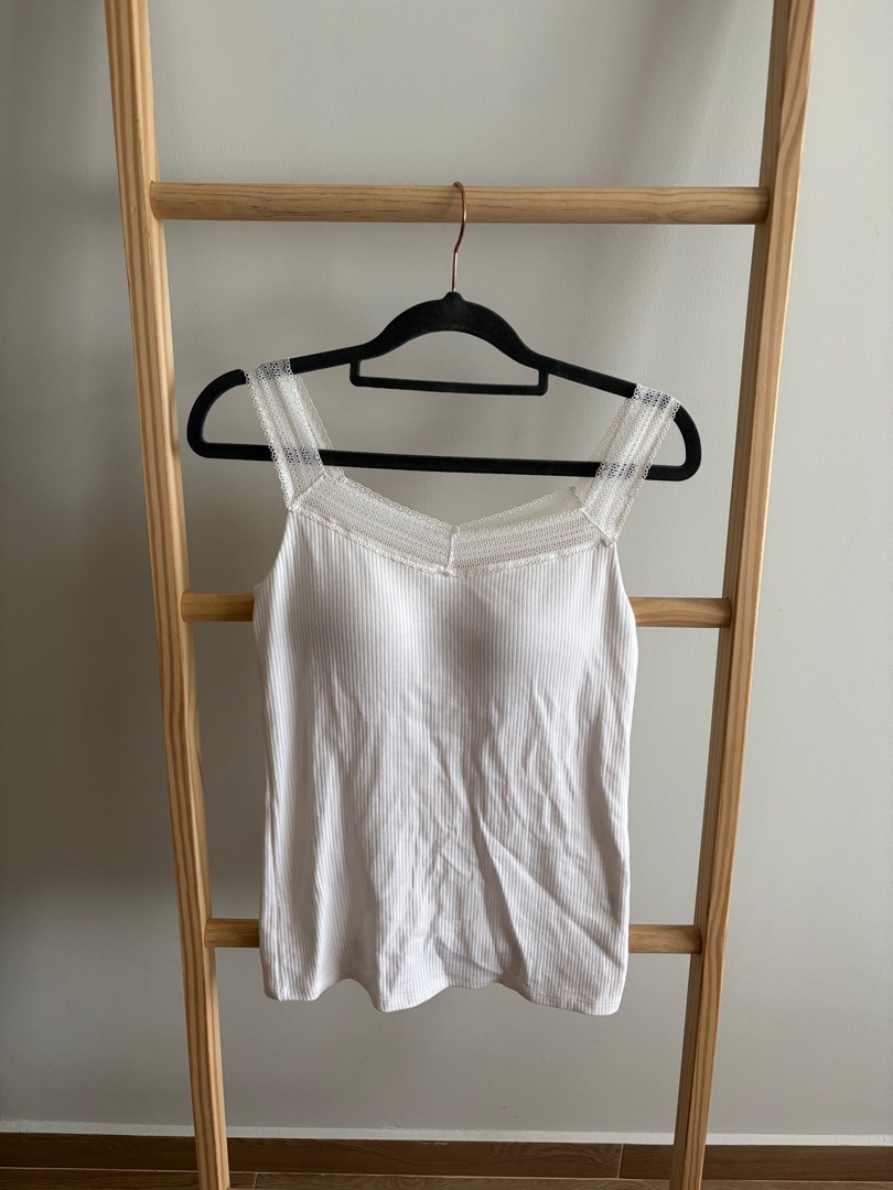 Uniqlo White Lace Bra Top, Women's Fashion, Tops, Sleeveless on Carousell