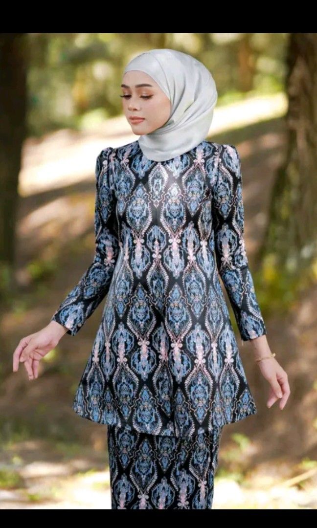 Zefiks norah kurung black, Women's Fashion, Muslimah Fashion, Baju ...