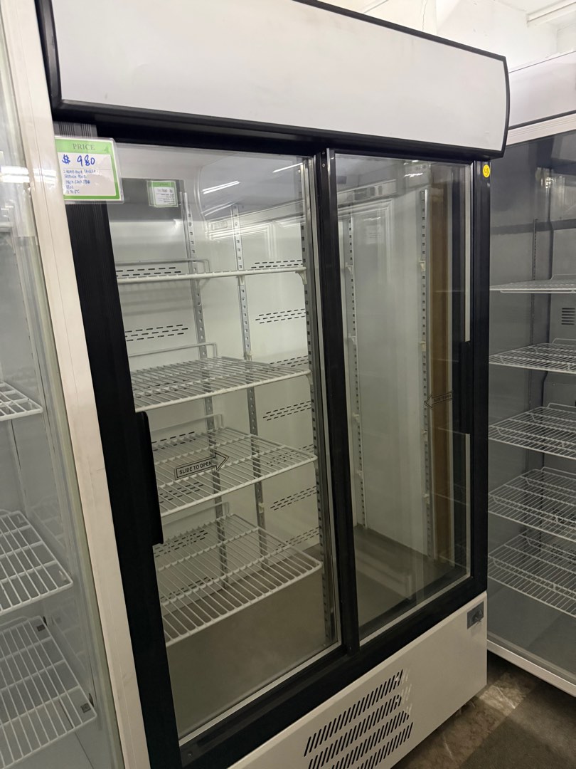 2 glass sliding door upright chiller / display chiller / glass door ...