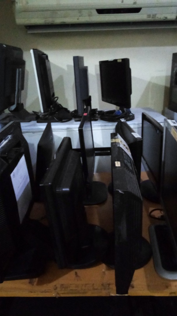 Buyer of Defective Monitors, CPU, Stainless, Laptop, Server Free Pickup ...