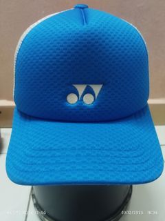 Yonex Cap, Men's Fashion, Watches & Accessories, Cap & Hats on Carousell