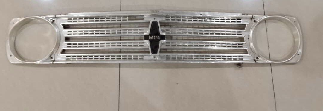 Classic Mini Clubman / 1275 GT Grille, Auto Accessories on Carousell