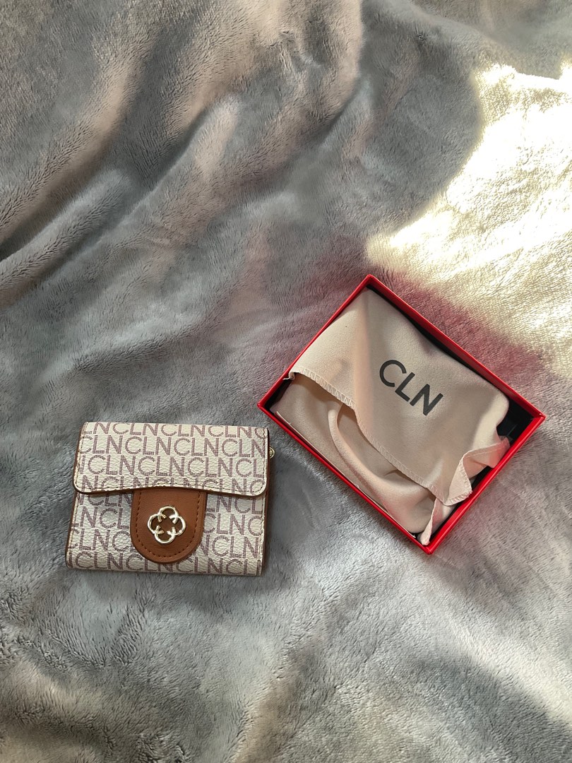 cln wallet-cardholder (rare color), Women's Fashion, Bags & Wallets ...