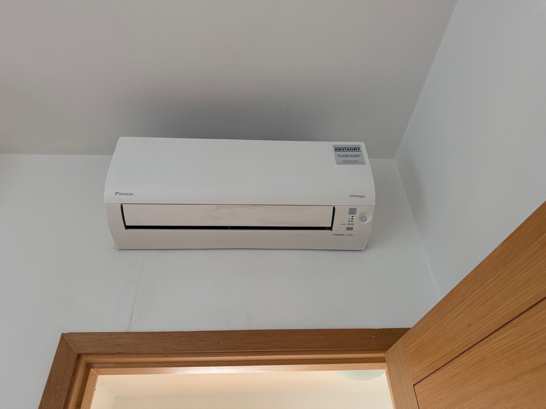 Daikin Air Con and compressor, TV & Home Appliances, Portable Air ...