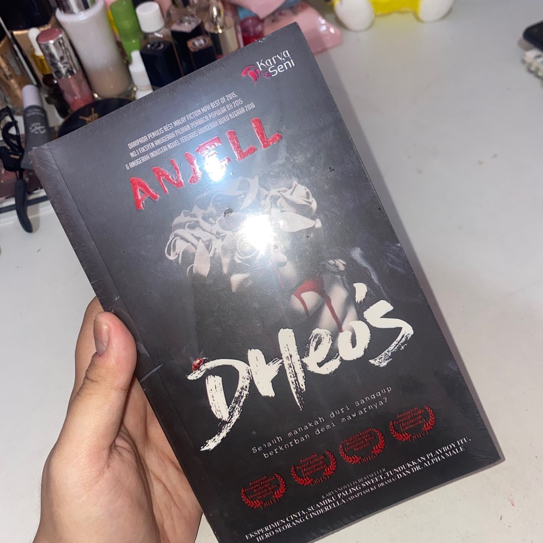 DHEOS NOVEL, Hobbies & Toys, Books & Magazines, Storybooks on Carousell