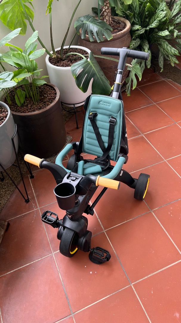 Doona S5 Liki Trike - Racing Green, Babies & Kids, Going Out, Strollers ...