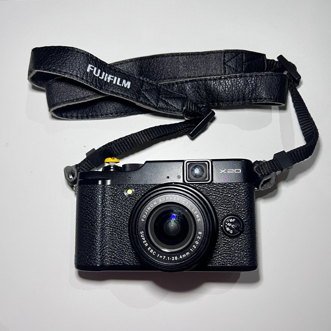 Fujifilm x20 Camera, Photography, Cameras on Carousell