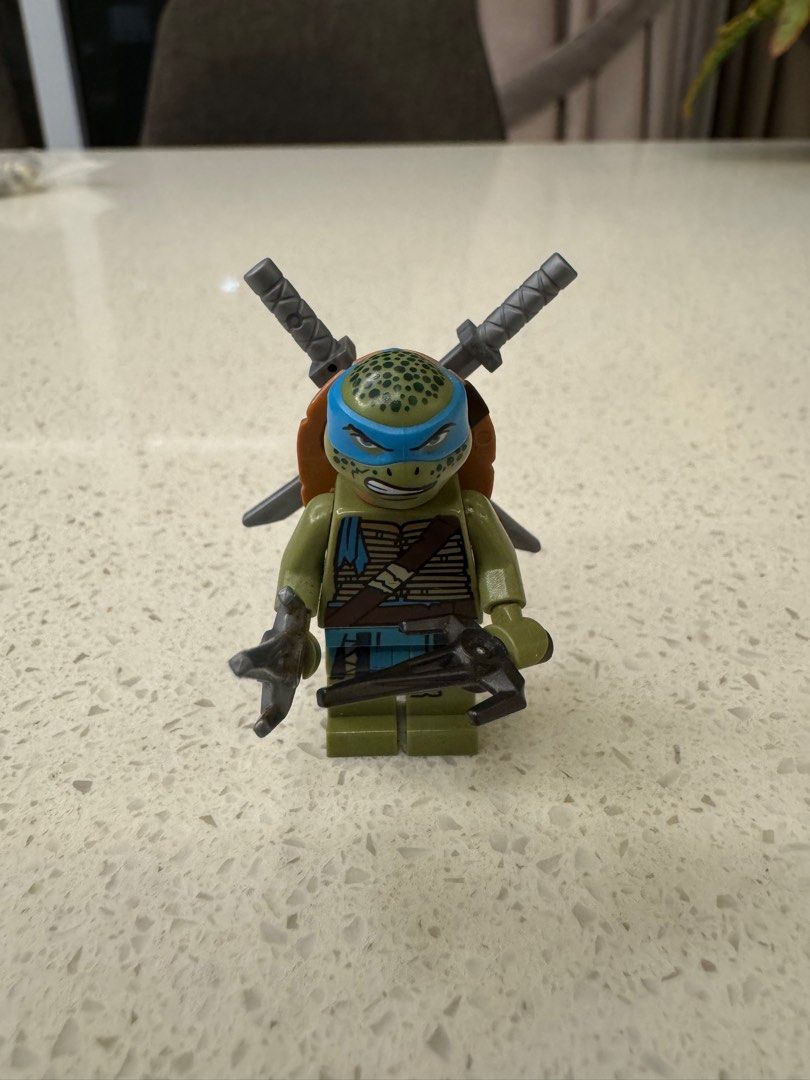 Lego 79116 Teenage Mutant Ninja Turtles: Big Rig Snow Getaway- Leonardo ...