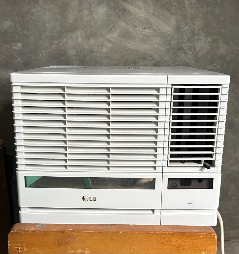 LG window type 1 hp, TV & Home Appliances, Air Conditioning and Heating ...