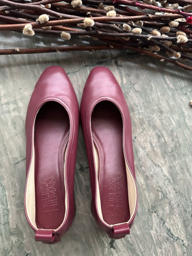 Nelissa Hilman Maroon Flats 4cm size 34, Women's Fashion, Footwear ...