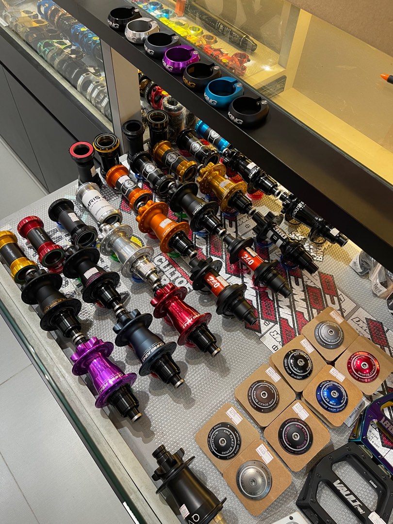 New: Chris King Components - check the photos and descriptions for ...