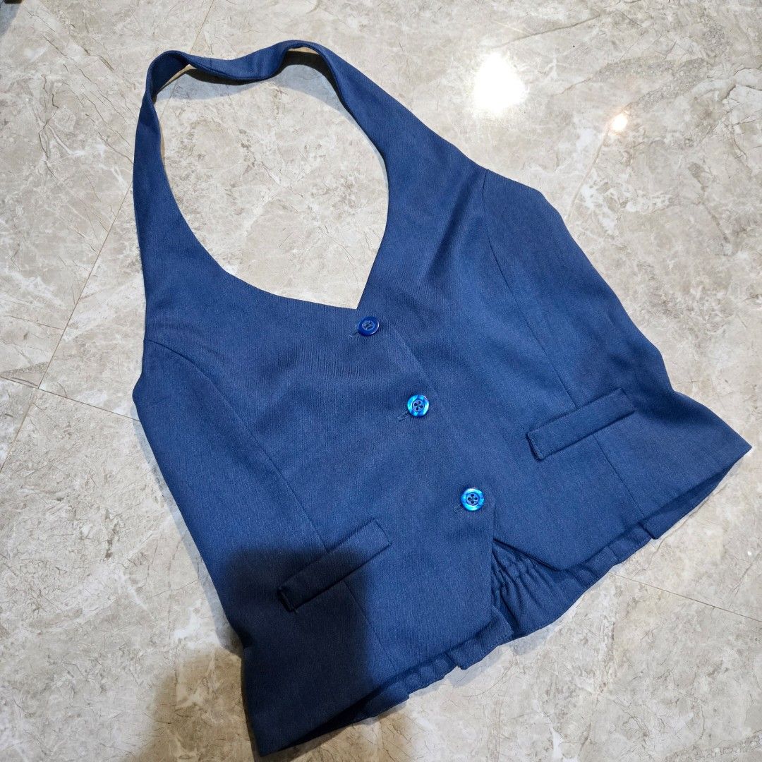 (NEW, MASIH BARU) OCHA WEAR x SHANNON DOROTHEA - TAYLOR HALTER VEST ...