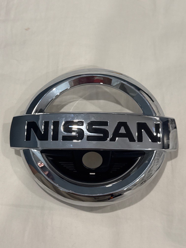Nissan Logo for X-Trail T32/Teana L33 (WITH CAMERA HOLE), Auto ...