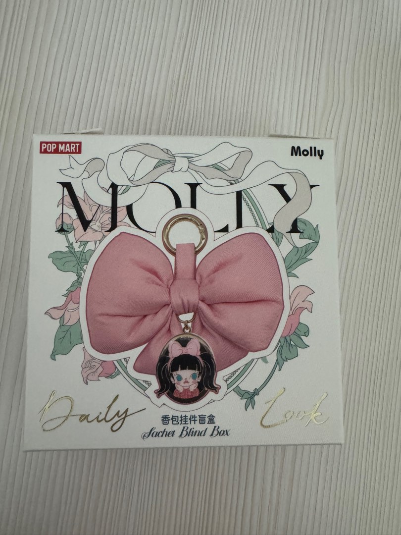 Popmart Molly Sachet Pink Fashion Rising Star, Hobbies & Toys, Toys ...