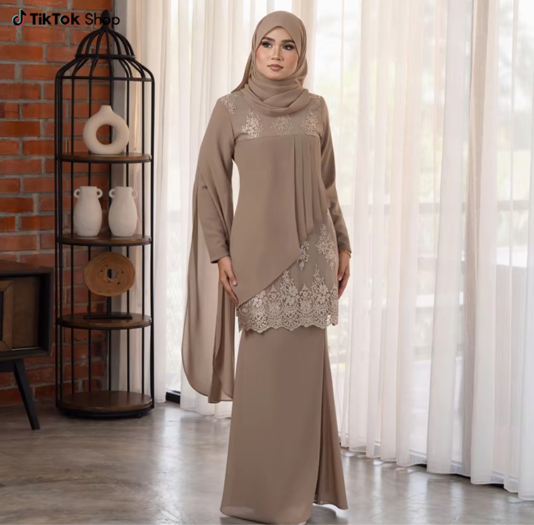 RAYHA LUXE KURUNG in PASTEL BROWN, Women's Fashion, Muslimah Fashion ...