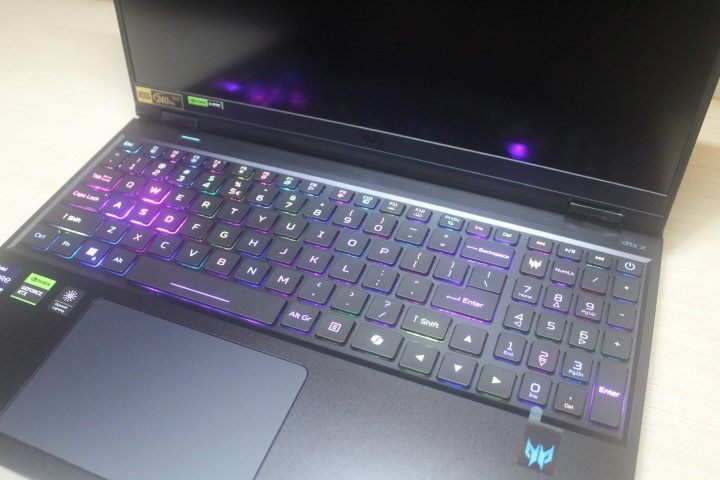 RTX4070 i9 acer predator Helios 16 PH16-72-94UE 14900HX Nvidia rgb ...