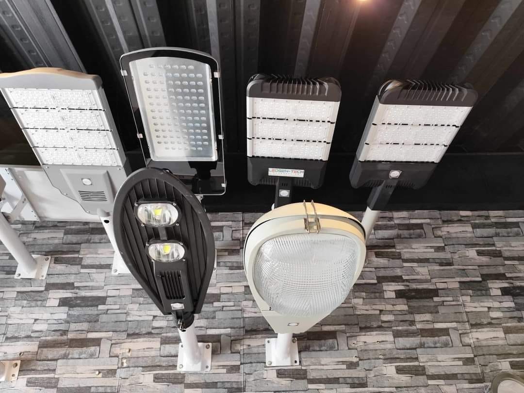 Solar Streetlights & LED Streetlights, Commercial & Industrial ...