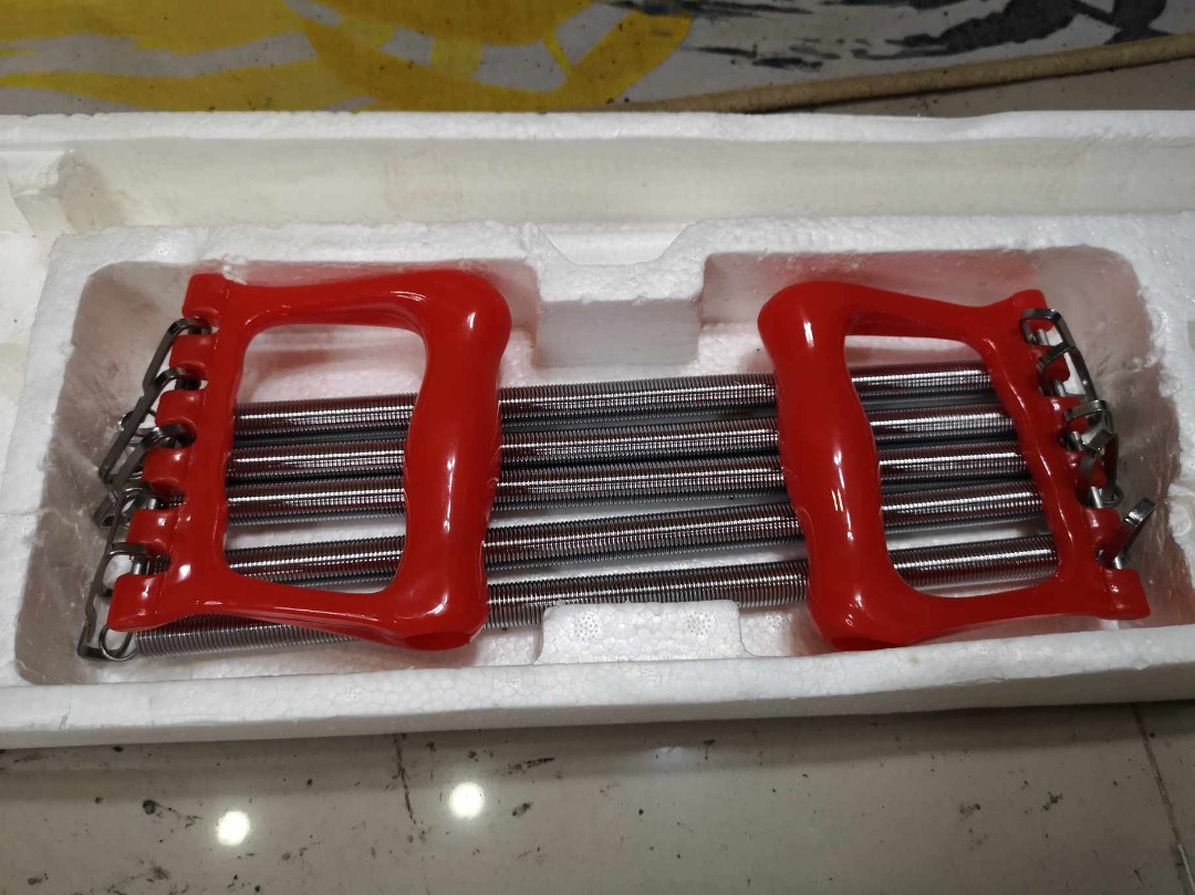 Spring Chest Expander, Sports Equipment, Exercise & Fitness, Toning ...