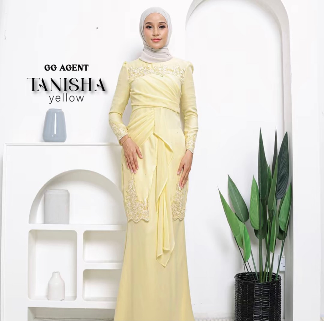 Tanisha Kurung by Gerobok Gaga in Soft Yellow, Women's Fashion, Muslimah Fashion, Baju Kurung ...