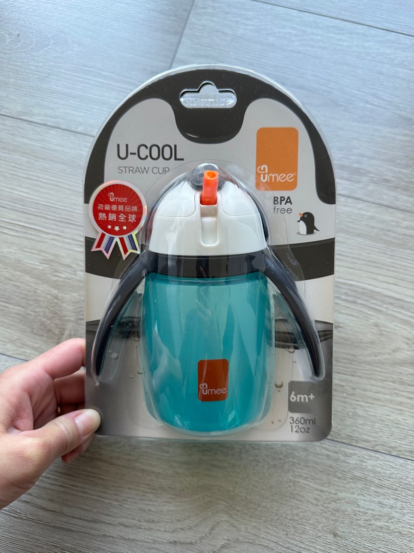 全新 荷蘭UMEE 企鵝水壺 360ml, 嬰兒及兒童, 護理及哺育用品, 學習餐具在旋轉拍賣