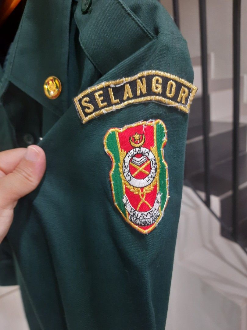 Set lengkap KRS Uniform Perempuan Kadet Remaja Sekolah Rendah, Babies ...