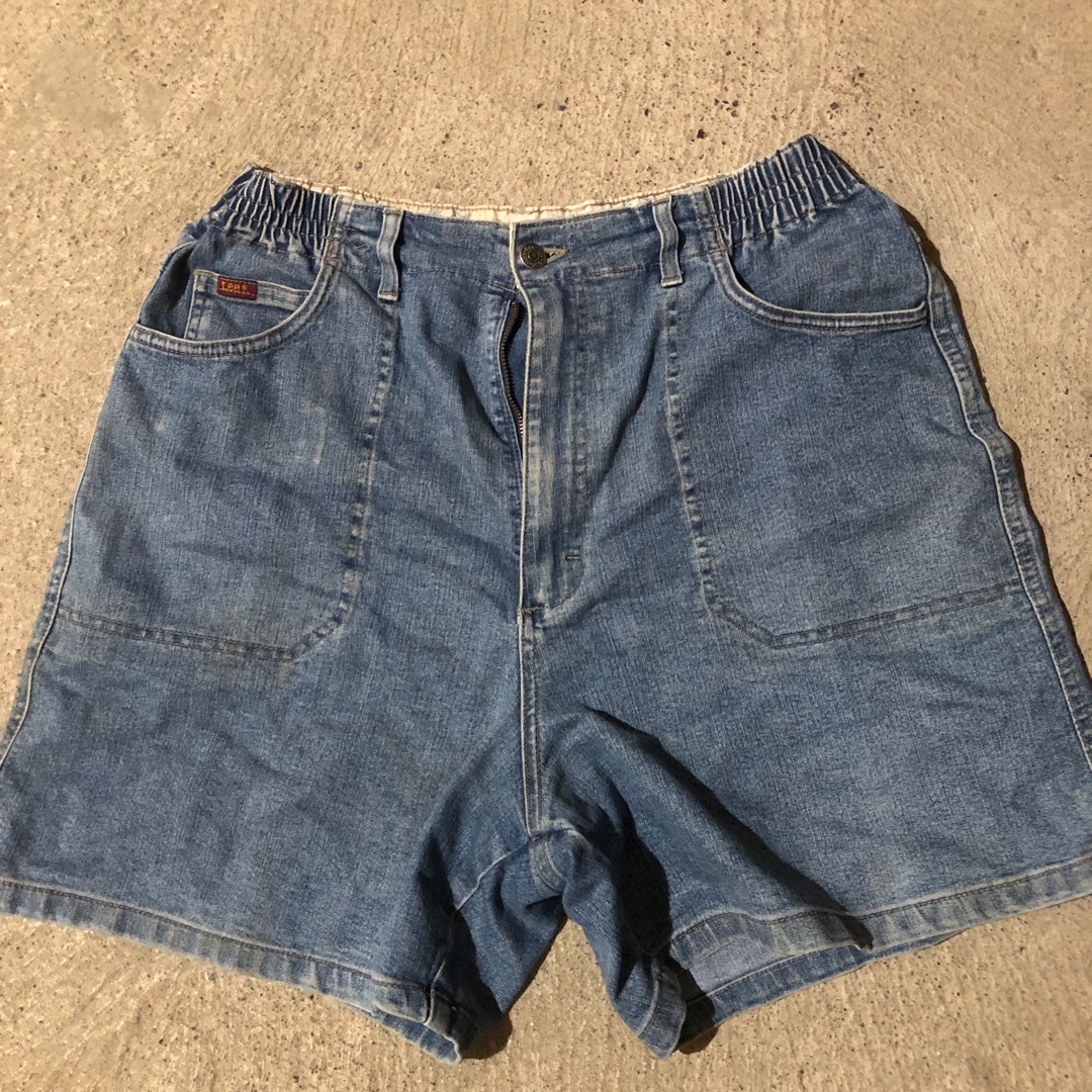 Vintage Lee jorks, Men's Fashion, Bottoms, Shorts on Carousell