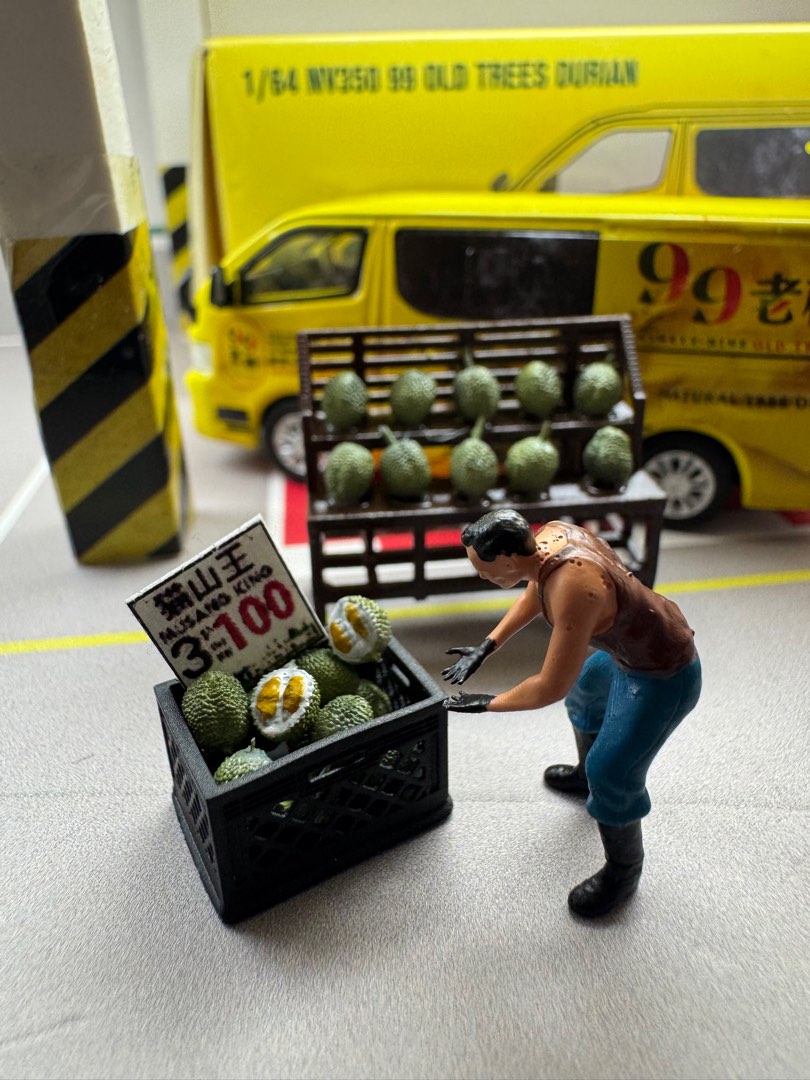 1/64 NV350 99 Old Trees Durian Van with Figure Set, Hobbies & Toys ...