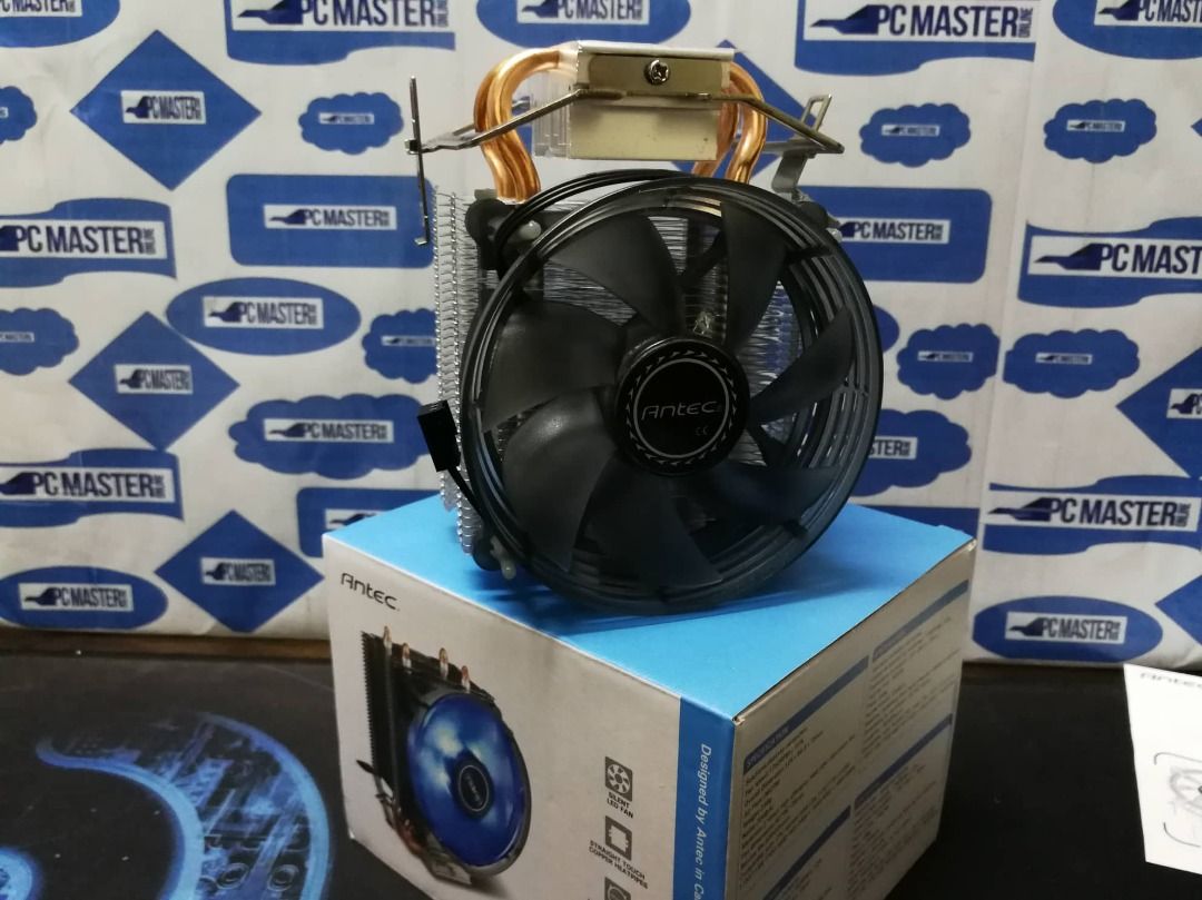 Antec A30 CPU Cooler, 92 mm Blue LED Fan Compatible with Intel and AMD ...