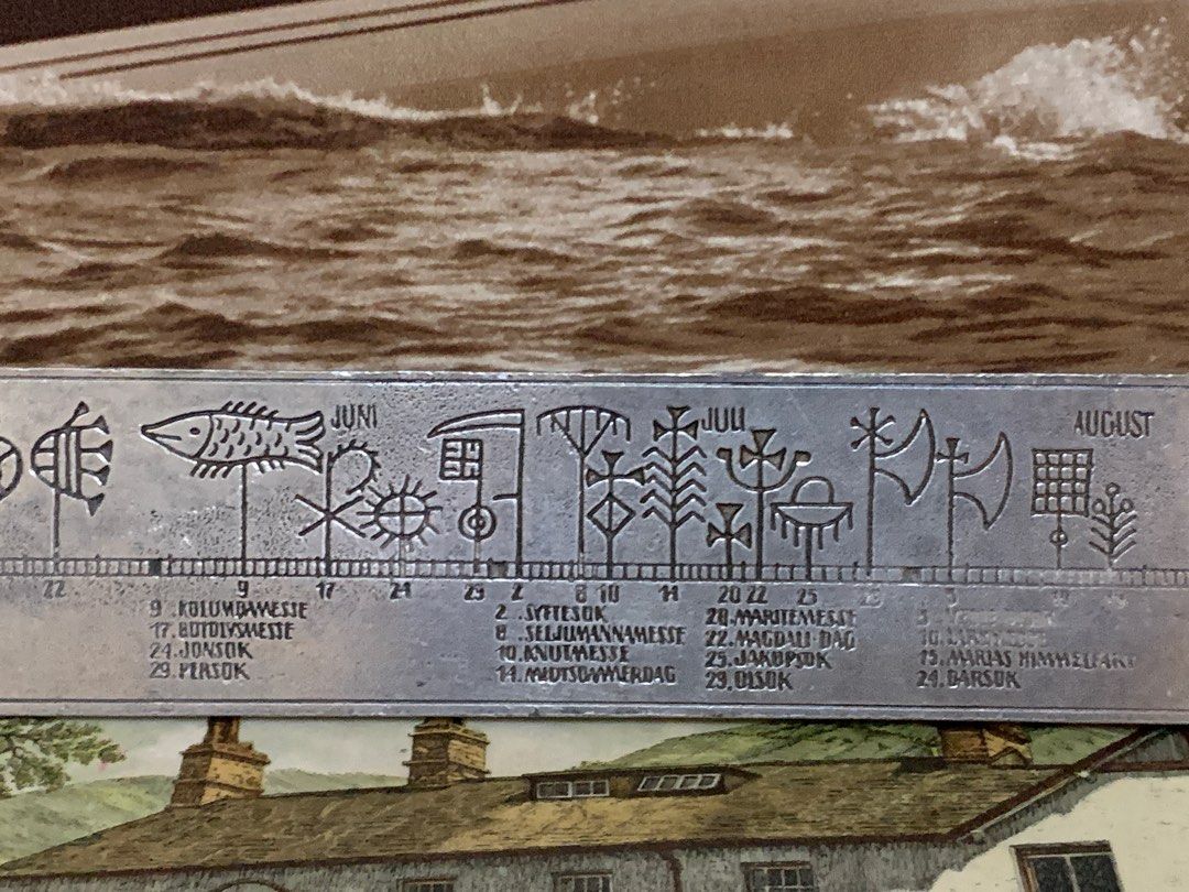 Antique Primstav, Hand-molded tin, Norwegian Farmers Almanac Calendar ...