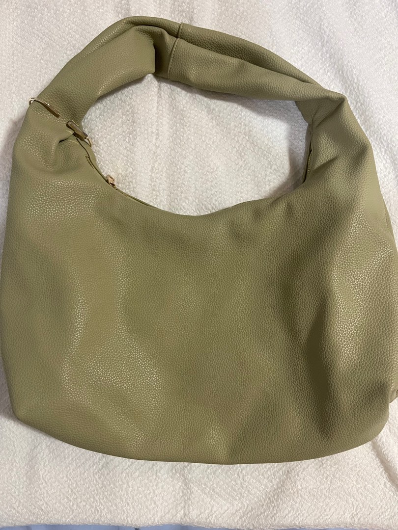 Astrid bag Large, Women's Fashion, Bags & Wallets, Purses & Pouches on ...