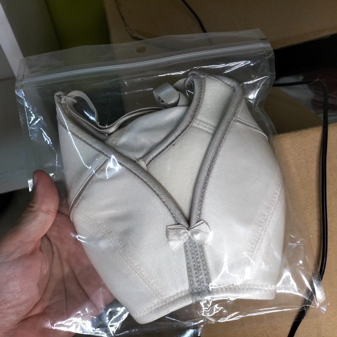 Avon 70A, 32A underwear shaped Bra, Women's Fashion, Undergarments & Loungewear on Carousell